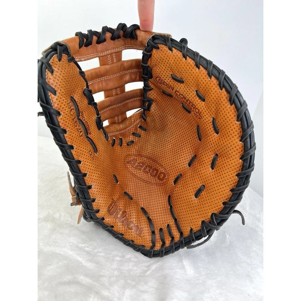 Wilson | Other | Wilson A200 Pro Stock Fast Pitch St Base Glove 125 ...